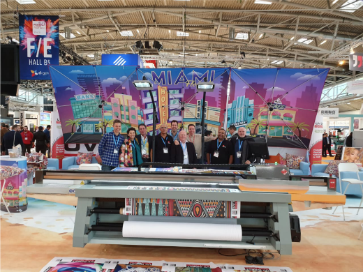 Sign-Tronic – Digital UV Ink Specialists